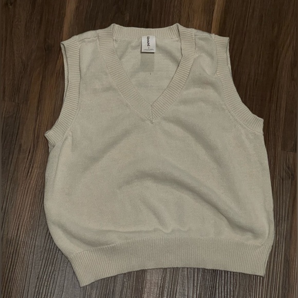 Abound | Sweaters | Cream Knit Vest | Poshmark